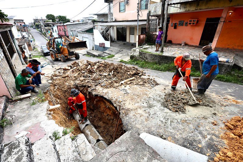 Prefeitura Recupera Rede De Drenagem Afetada Por Tubulação De Esgoto No